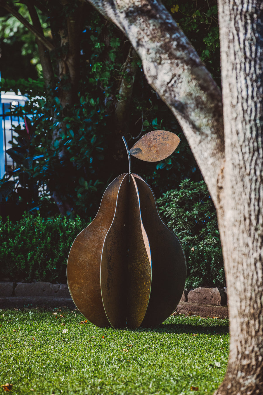 Large Pear Garden Sculpture – The Rusty Pot